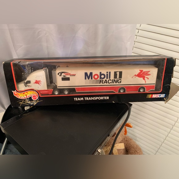 Nascar | Toys | Hot Wheels Pro Racing Mobil Penske Kranefuss Team ...